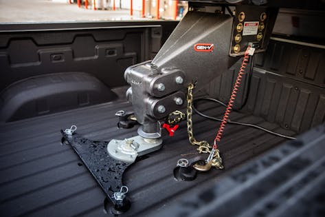 Gen-Y Hitch GH-8075AL Executive Torsion Flex Auto Latch Fifth Wheel to ...