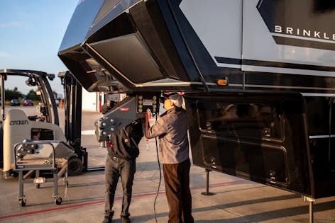 Gen-Y Hitch GH-8075AL EXECUTIVE TORSION-FLEX Auto Latch Fifth Wheel to ...