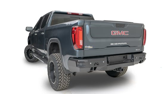 Fab Fours CS19-W4051-B Premium Rear Bumper