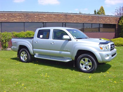 Owens Products 2178 GLASTEP CUSTOM MOLDED FIBERGLASS RUNNING BOARDS