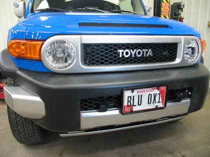 Blue Ox BX3768 Tow Bar Base Plate, Toyota Fj Cruiser