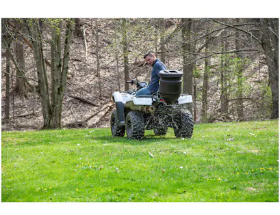 Buyers Products Company ATVS15A Vertical Mount Atv All-Purpose Spreader ...