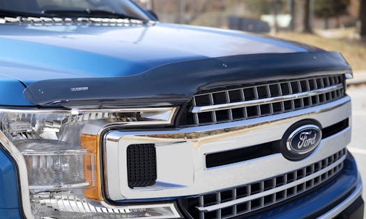 LUND 18421 Interceptor Hood Shield Smoke