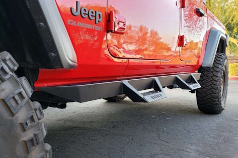 Raptor Series RTS40JP RT Steps Black Textured