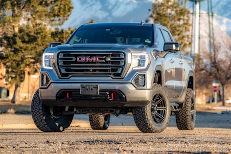 ReadyLIFT 44-39420 4'' Big Lift Kit 1500 Trail Boss / AT4